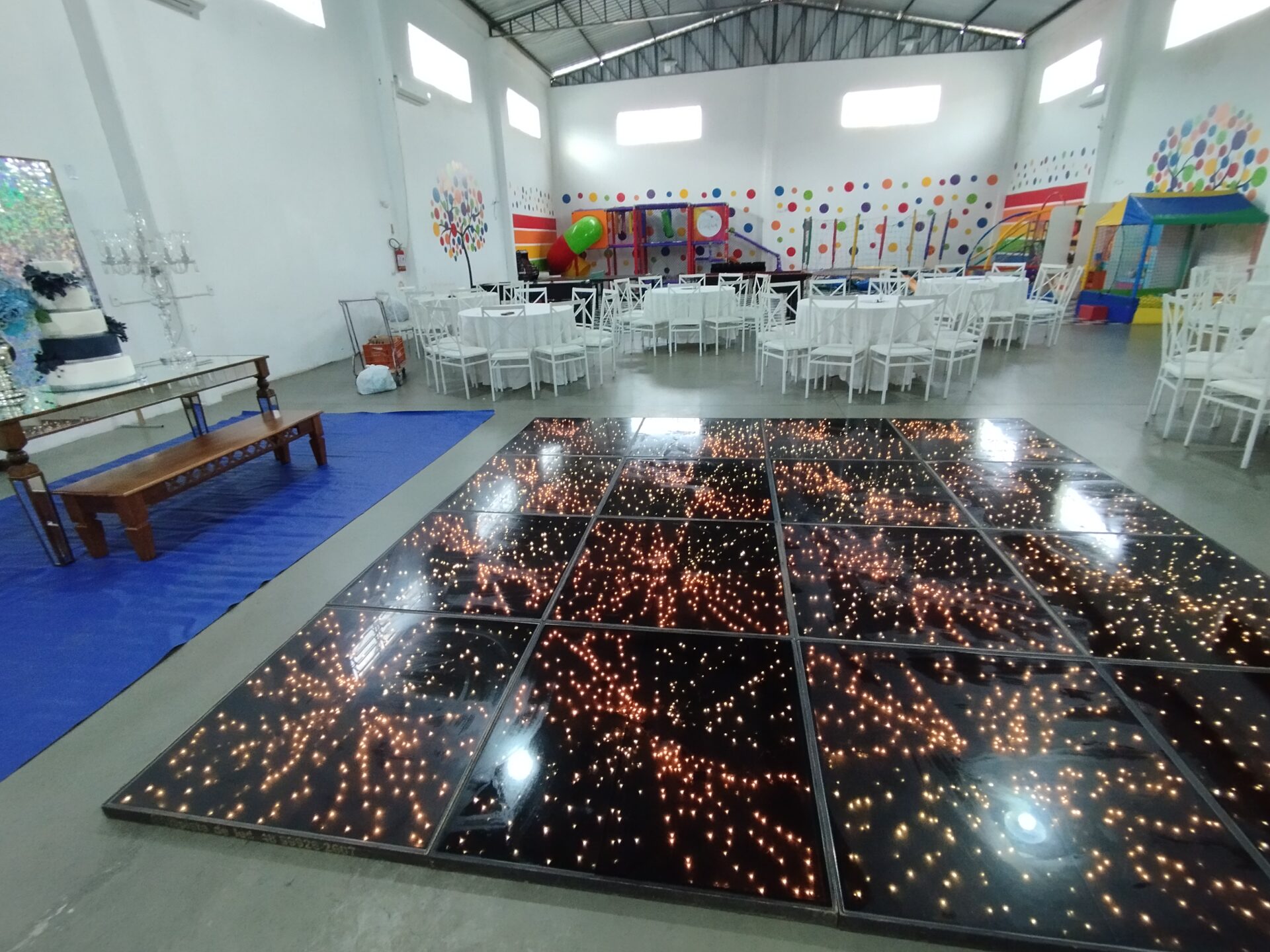 Pistas de led | Artigos para festa | Orçamento grátis | Regallo