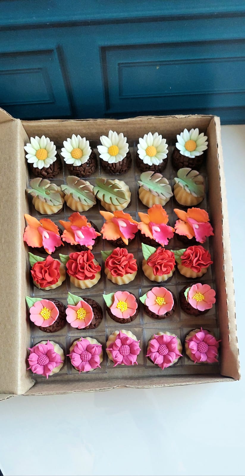 Doces Finos e Florais | Doces e bolos | Orçamento grátis | Regallo